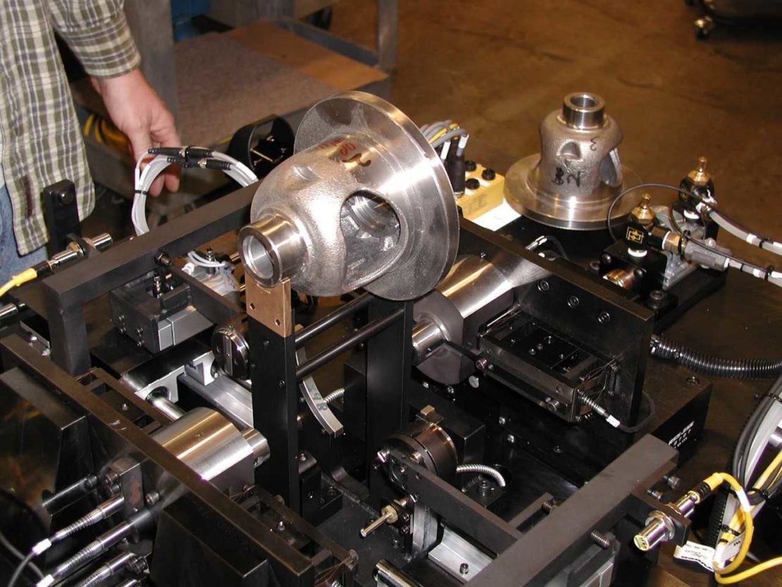 Edmunds Gages | Custom Auto Gages | Schneider & Company